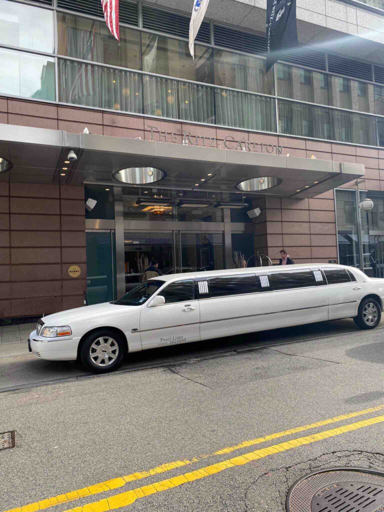 Wedding Limo - The 6 Valuable Questions Every Bride Needs